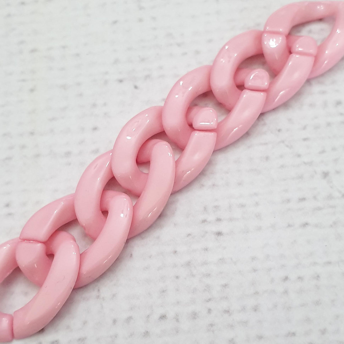 PALE PINK plastic chain links – Purple Stitches