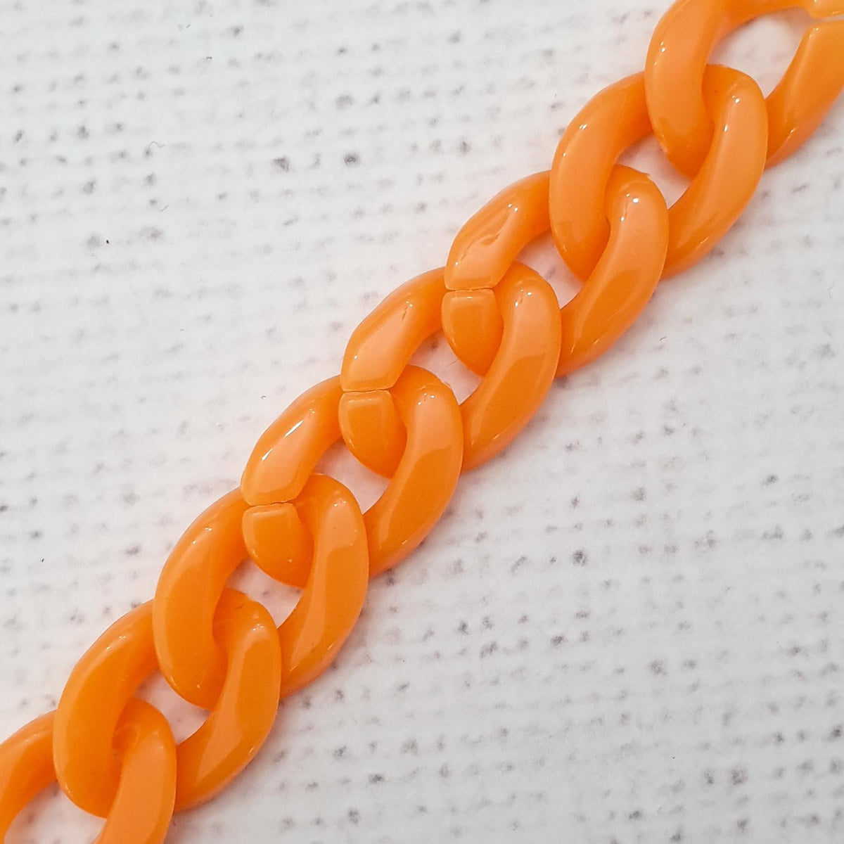 ORANGE plastic chain links – Purple Stitches
